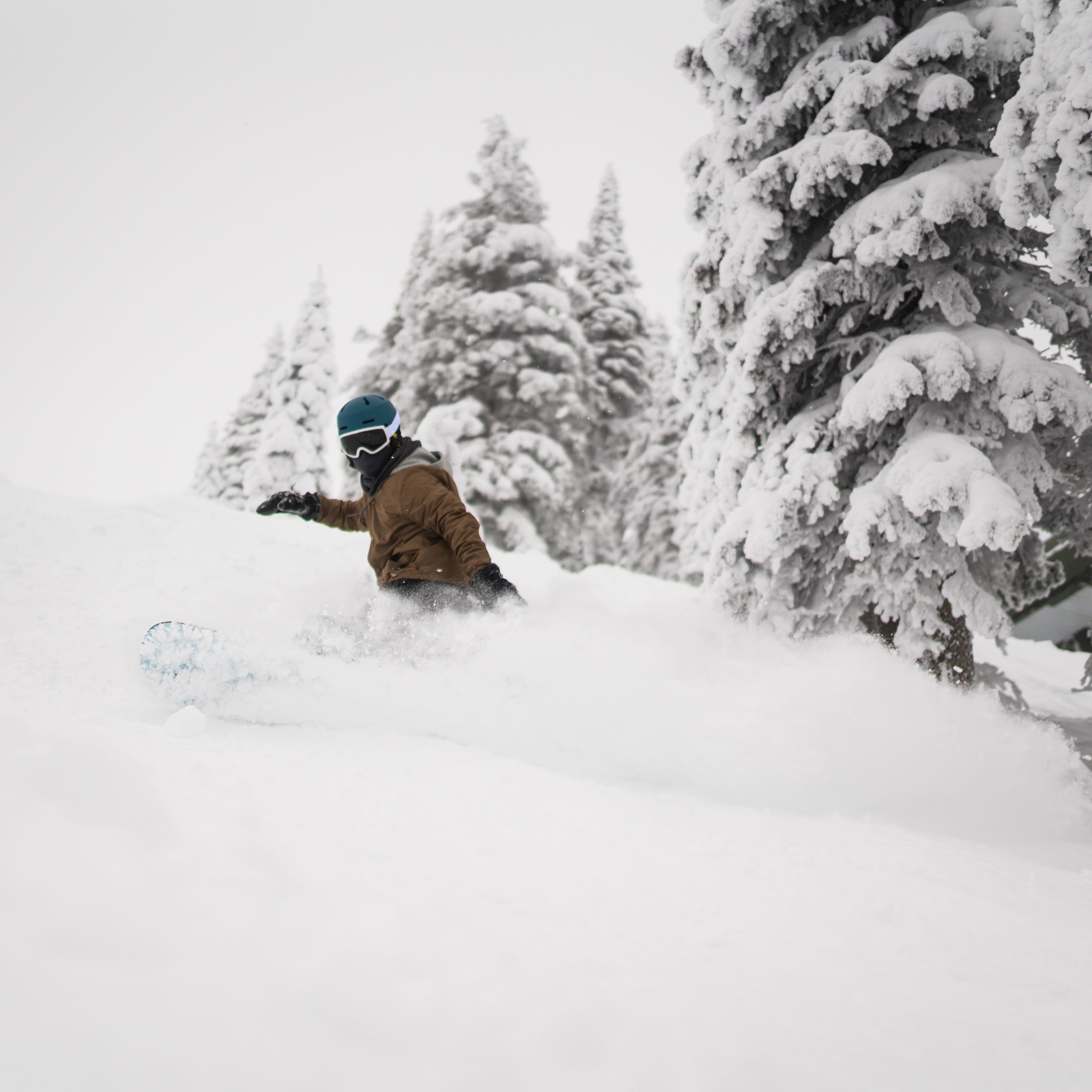 How to Snowboard: Ultimate Beginner's Guide | retrospec